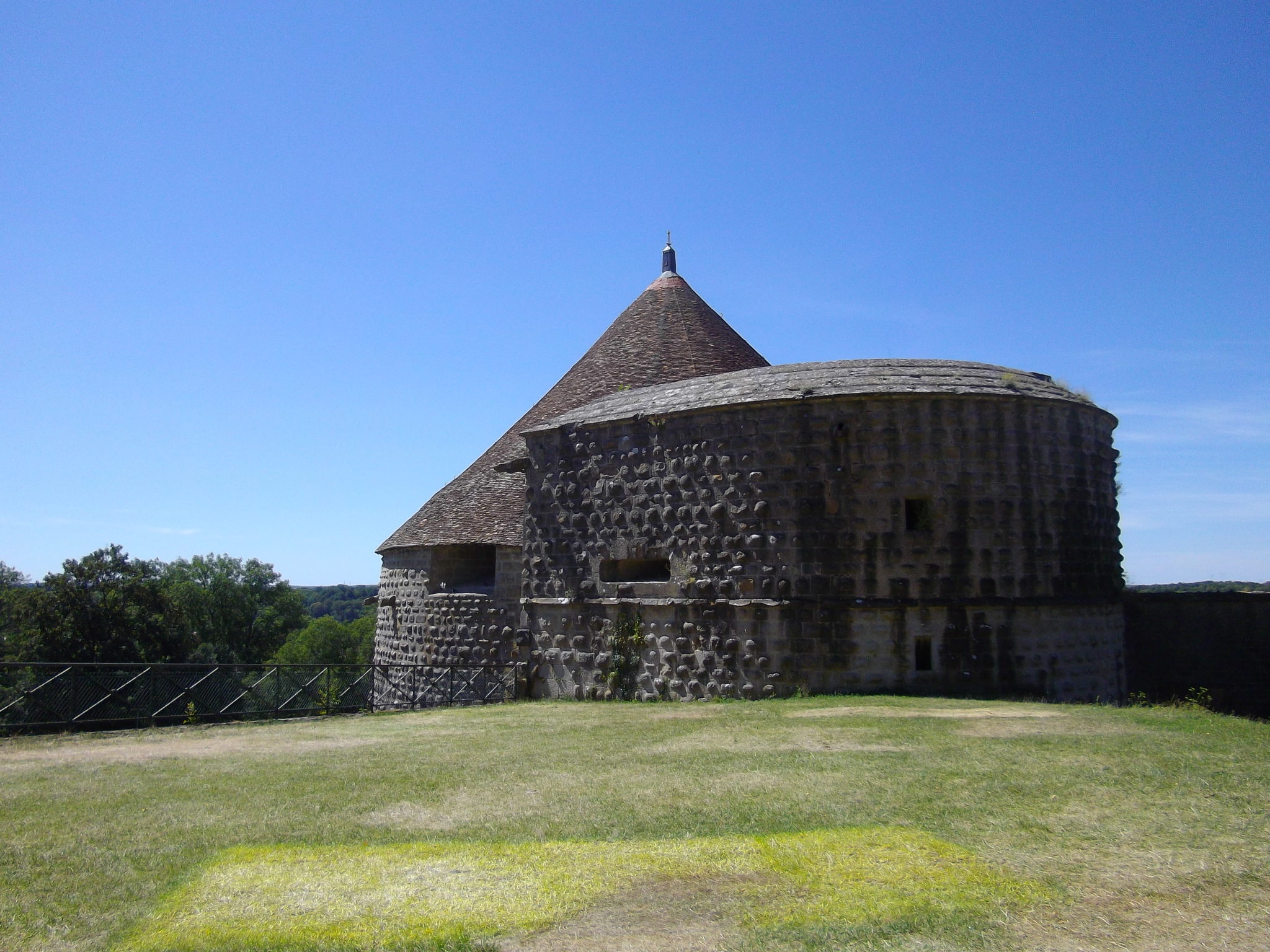 Langres, jolie ville fortifiée - Caracolade - Blog Voyages